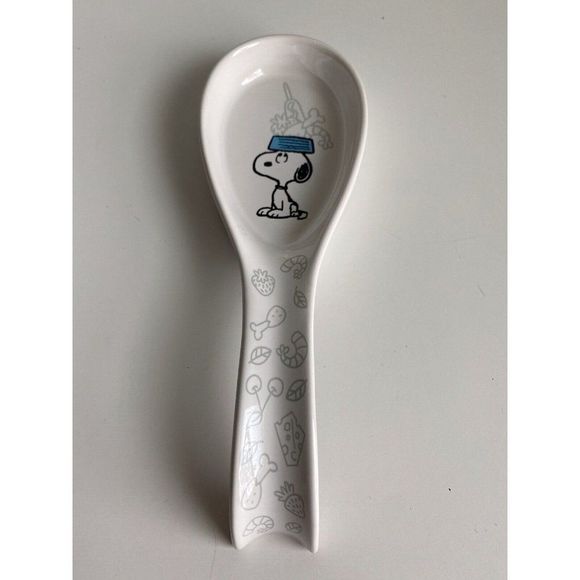 Peanuts | Kitchen | Peanuts Classic Snoopy Woodstock Ceramic Spoon Rest ...